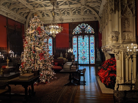 Mansion Hopping at Christmas - Castle Hill Inn